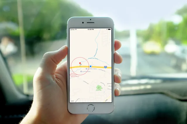 Building a Geo Targeting iOS App in Swift